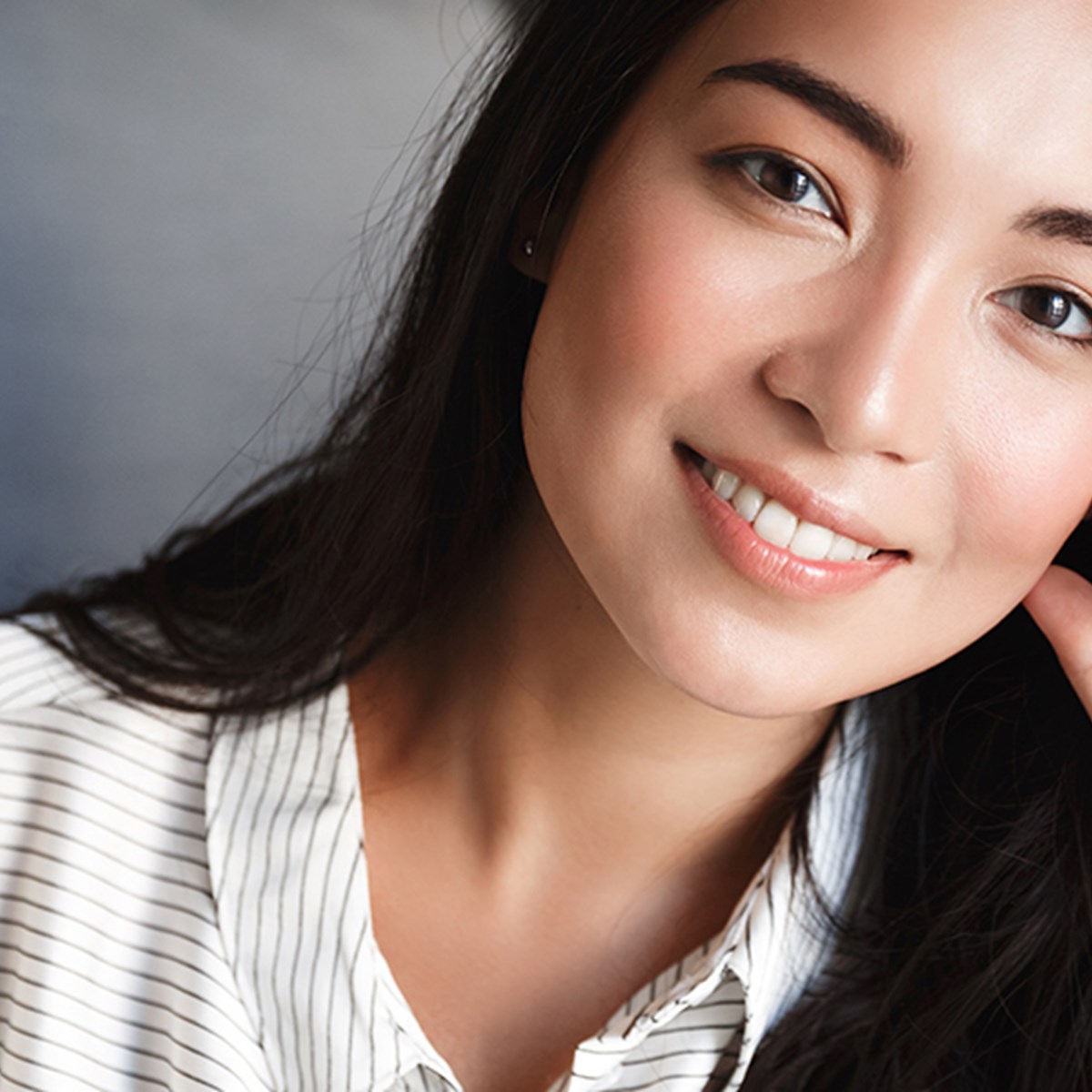 Watercolour Blush: Ето как да постигнете скули като на Сабрина ...